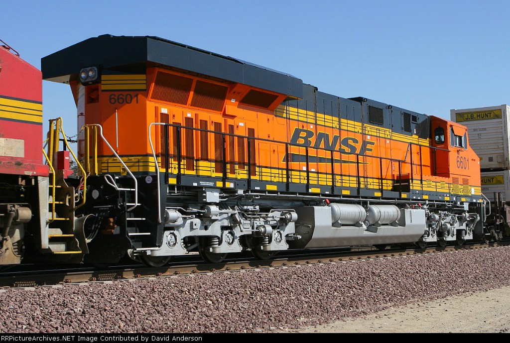 BNSF 6601